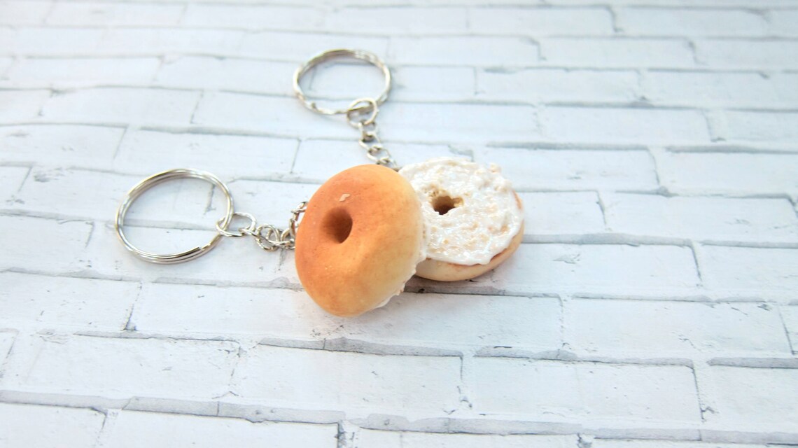 Bagel With Cream Cheese Keychain // Polymer Clay Food // | Etsy
