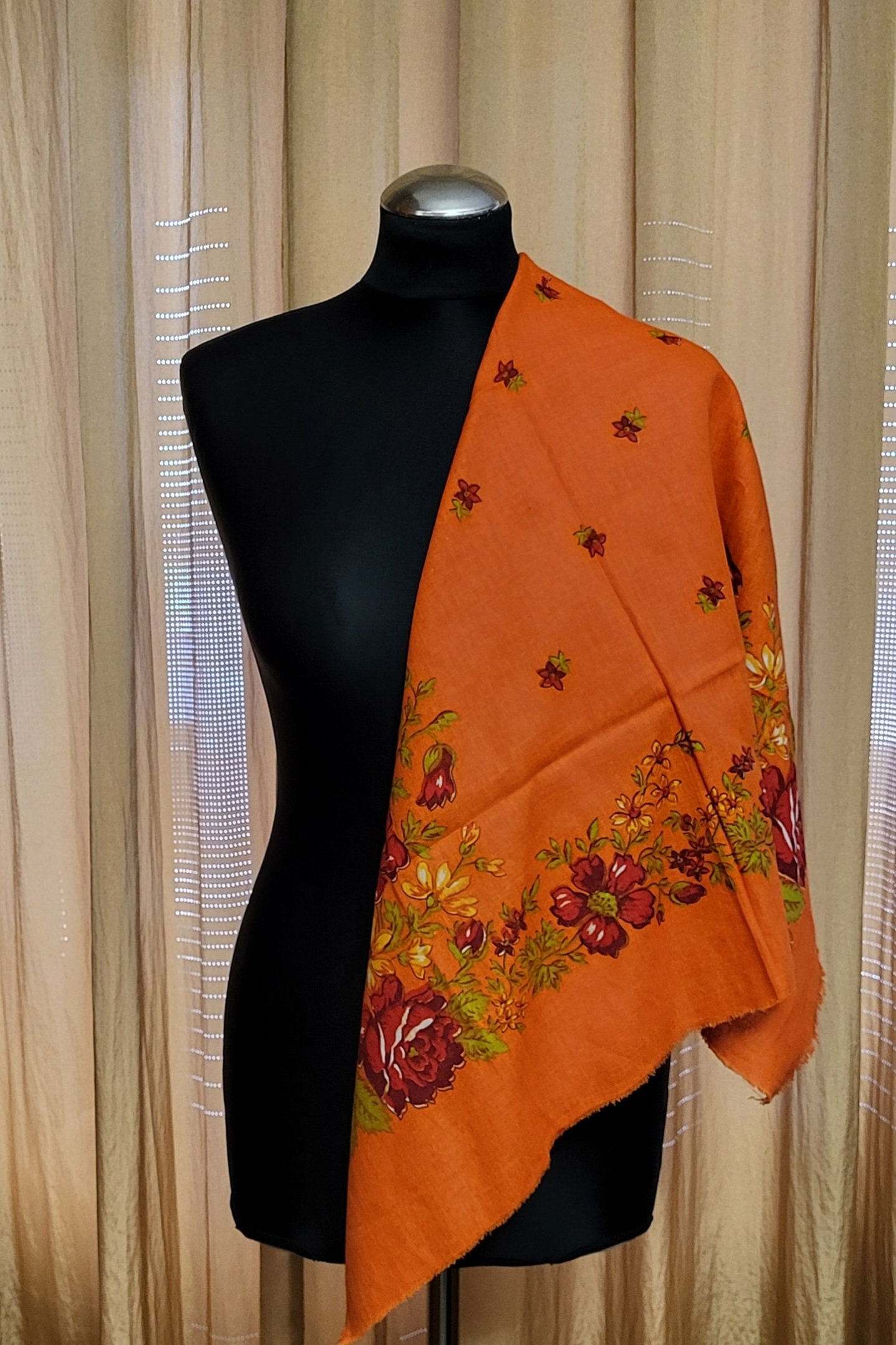 Traditional Ukrainian Head Scarf. Slavic Scarf. Babushka Shawl. Vintage ...