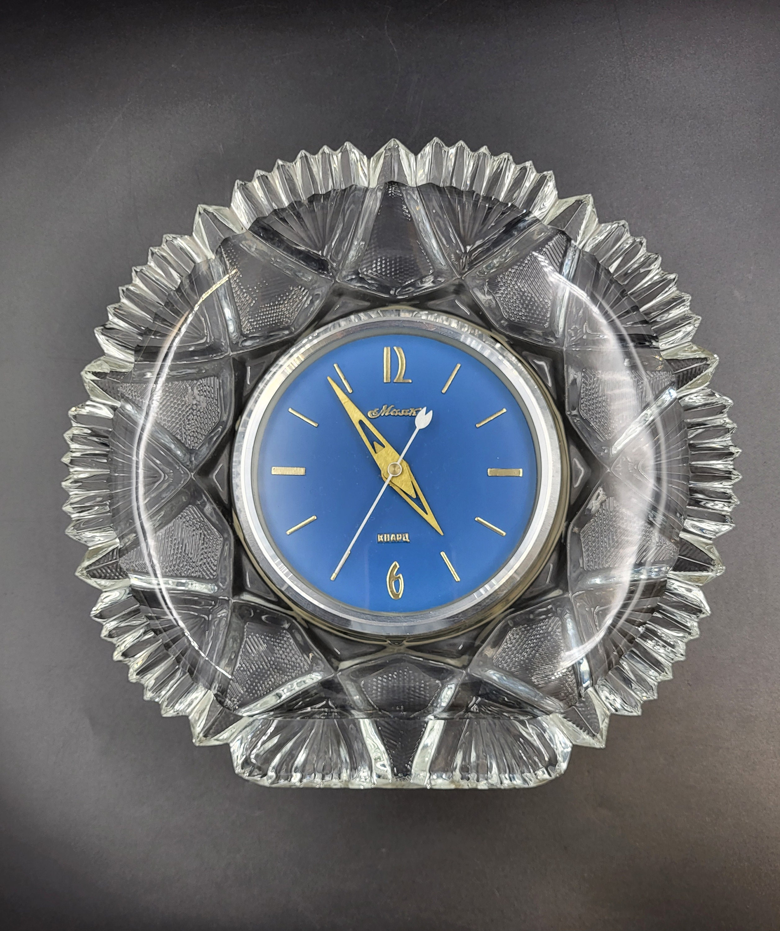 Working Crystal Cut Glass Clock. Vintage Soviet Quartz Clock "mayak ...