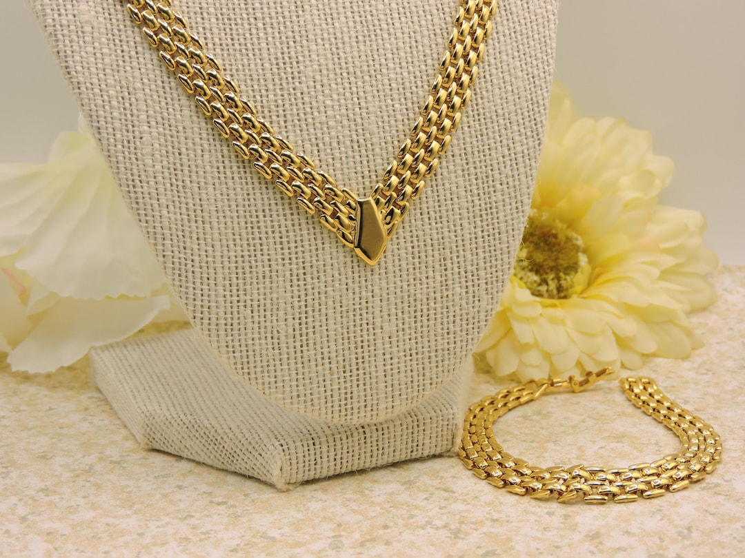 Avon Gold Tone Necklace and Bracelet Set - Etsy