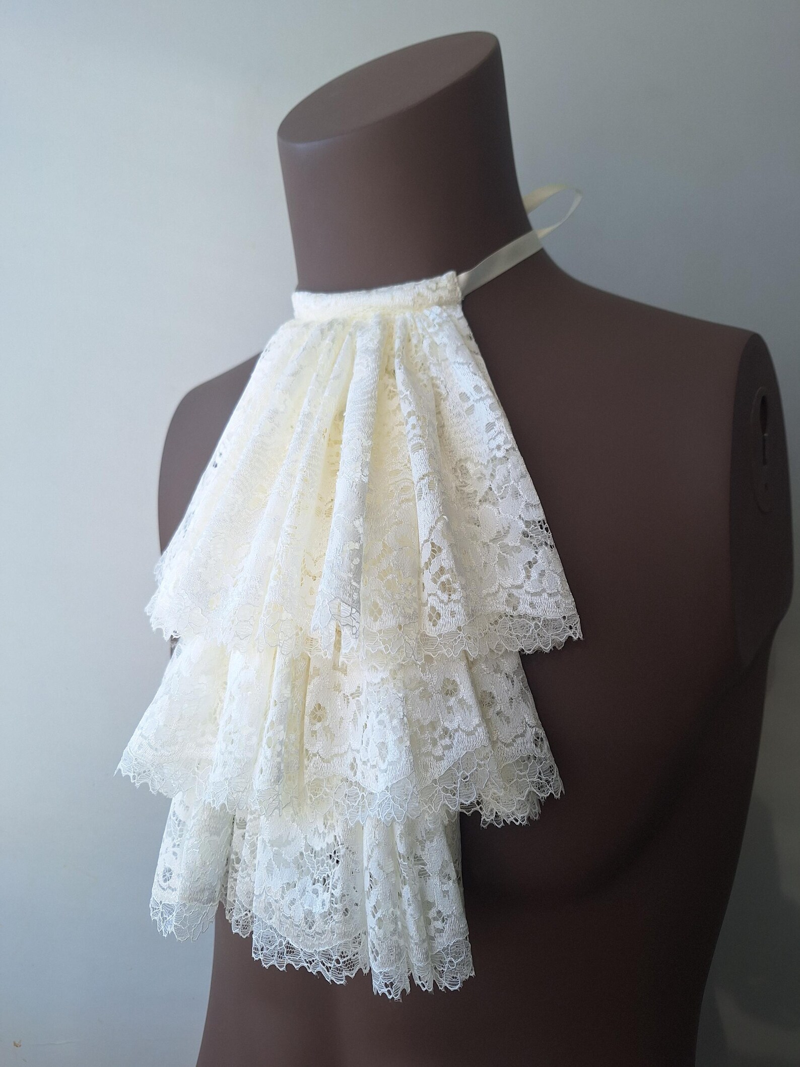 Ivory Lace Jabot, Vampire Cosplay, Pirate Cosplay, Steampunk Wedding ...