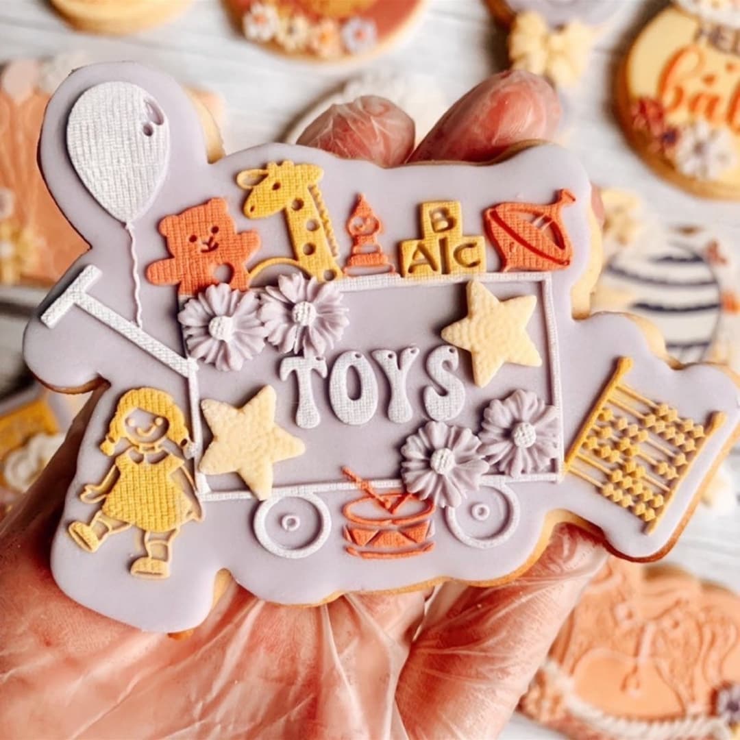 Toybox Embosser and Matching Cookie Cutter Set. - Etsy