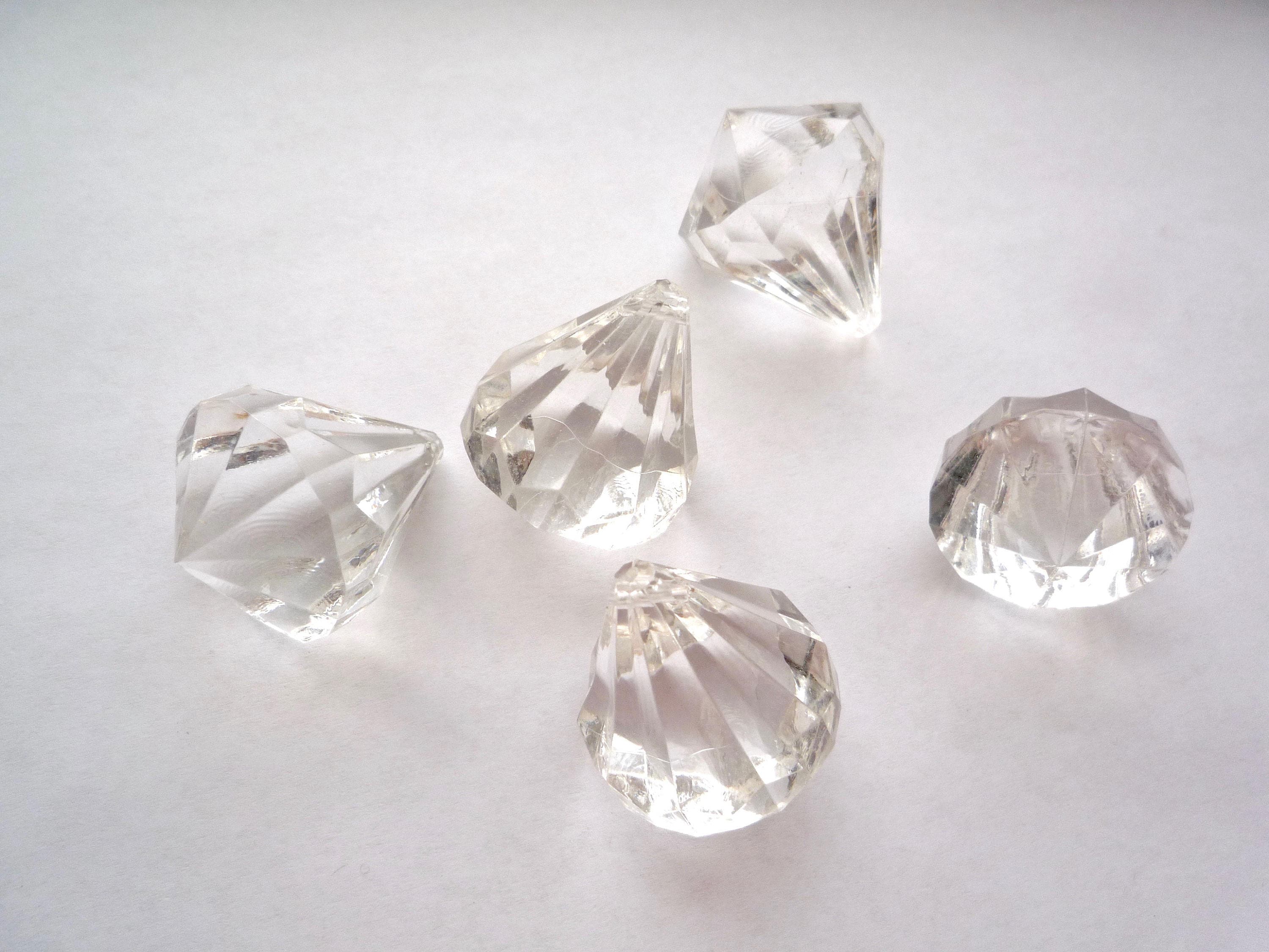 Large Acrylic Crystal Bead, 5 Giant 38 X 30 Mm Vintage Lucite Faceted ...