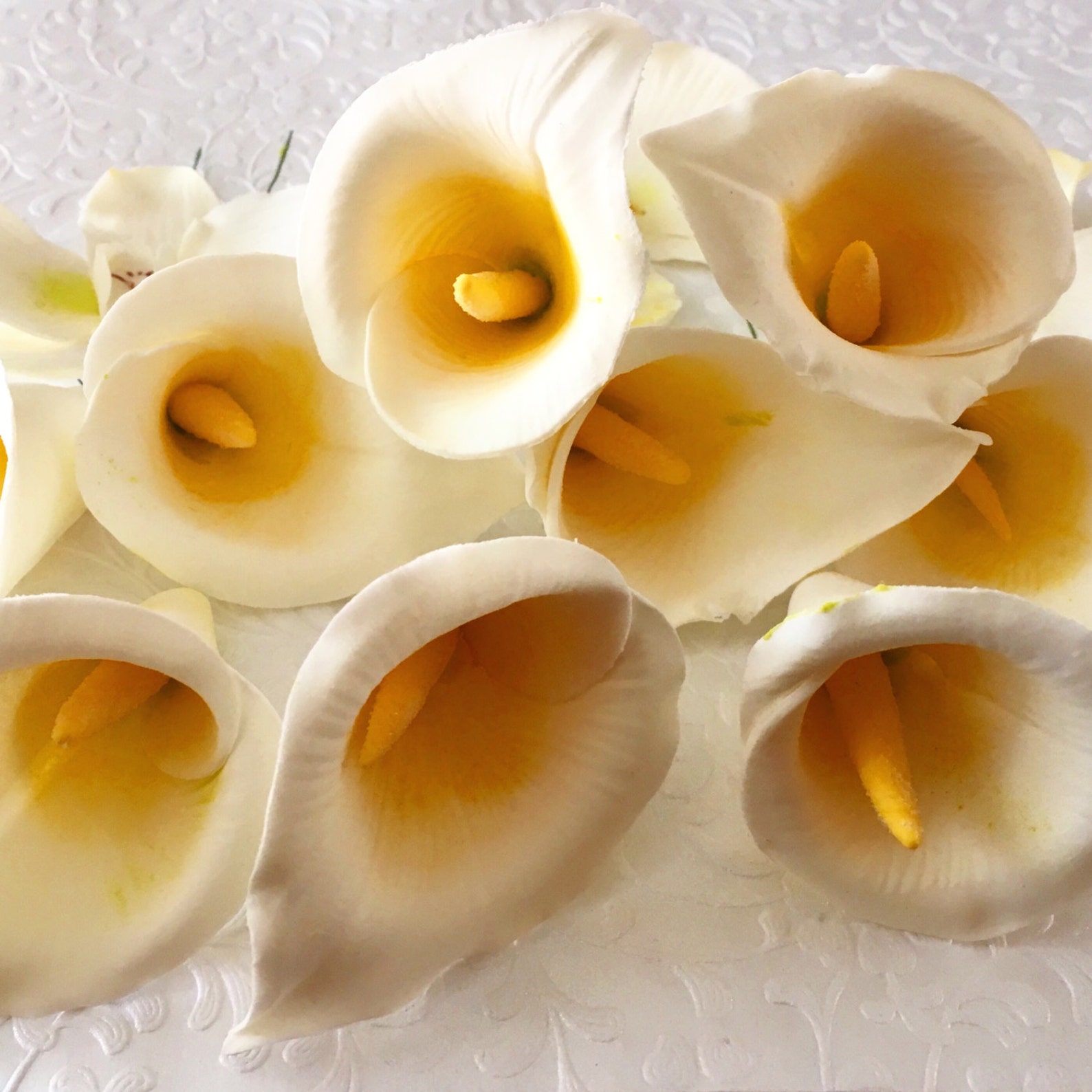 6 Fondant Calla Lily Gum Paste Calla Lilies Fondant Flowers - Etsy