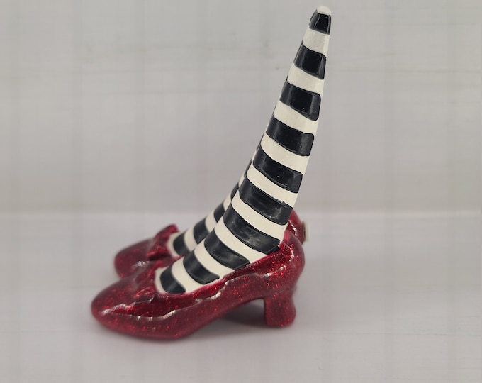Westland Wizard of Oz Ruby Slippers Door Stop - Etsy