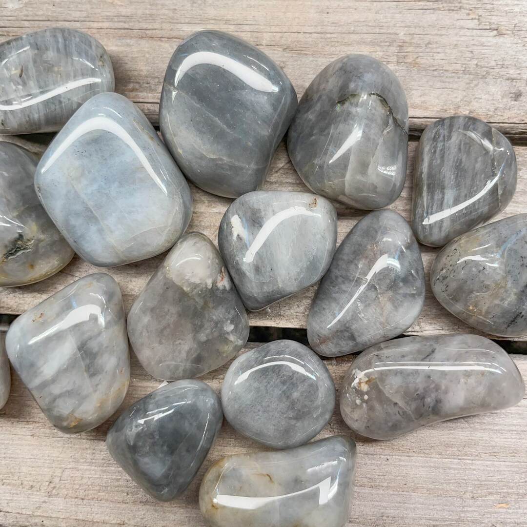 Light Blue Quartz Stones. Natural Light Blue Quartz Tumbled Crystals ...