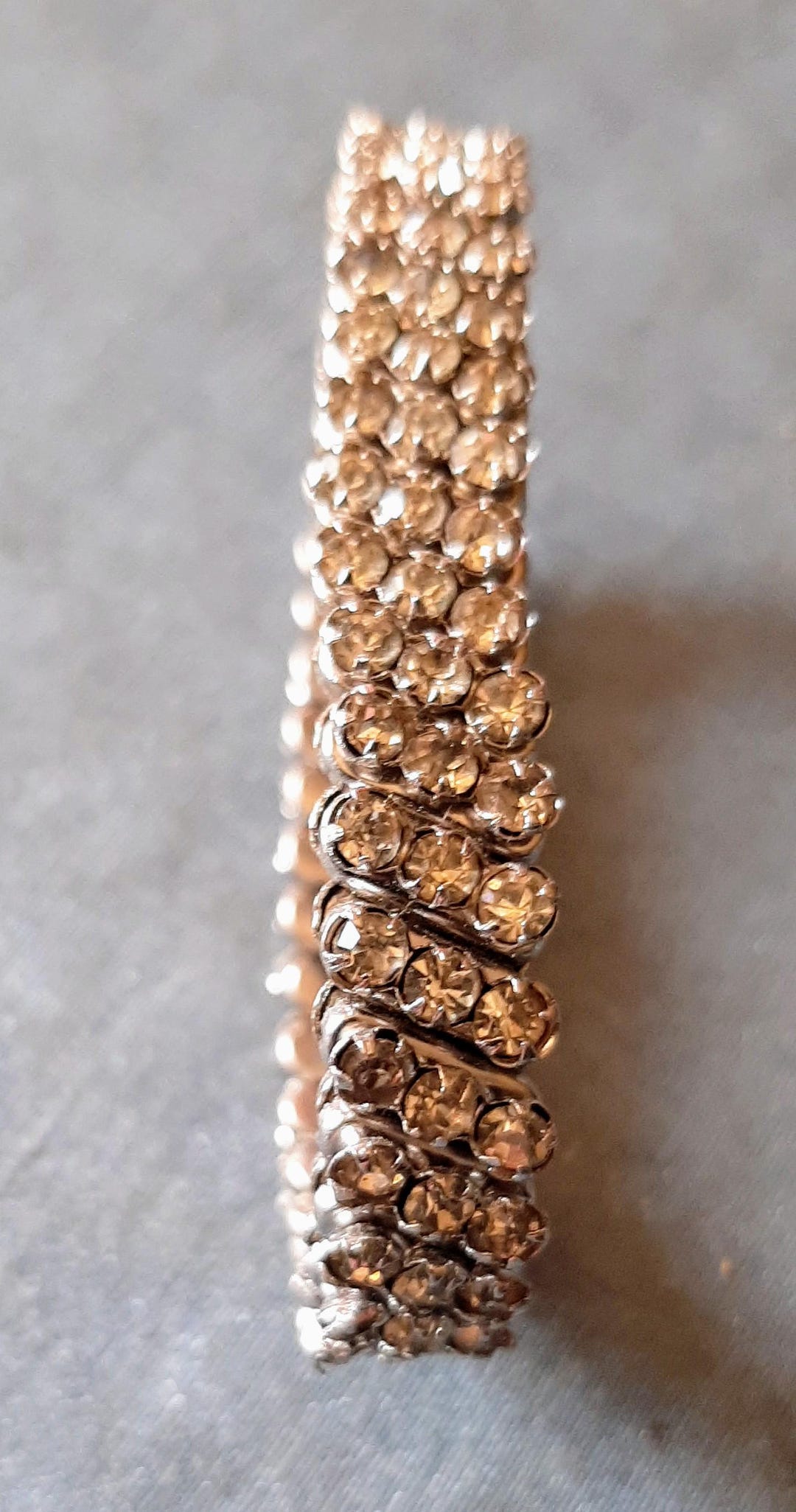 50s-60s Expandable Silver Rhinestone Bracelet in Excellent Condition. 3 ...