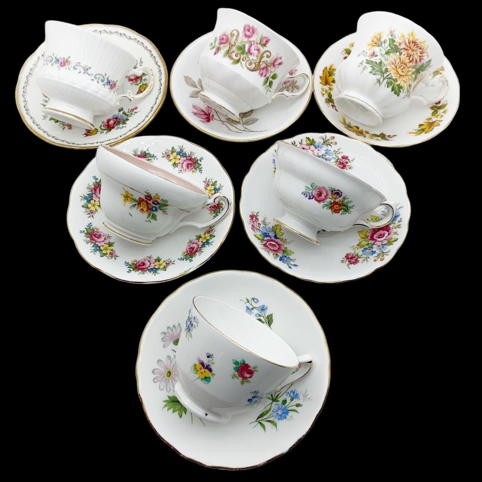 Completely Mismatched Vintage Tea Cups and Saucers // Mix & - Etsy