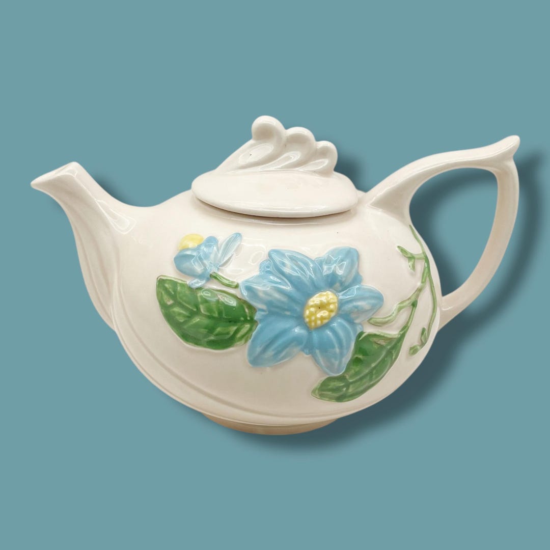 Vintage Hull Art USA Blue Magnolia Teapot | H-20 6 1/2 Ceramic Teapot ...