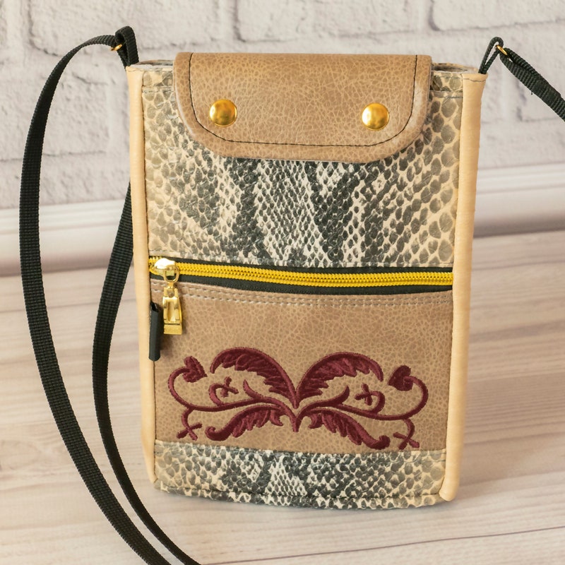 OnlyOneExclusive - Etsy