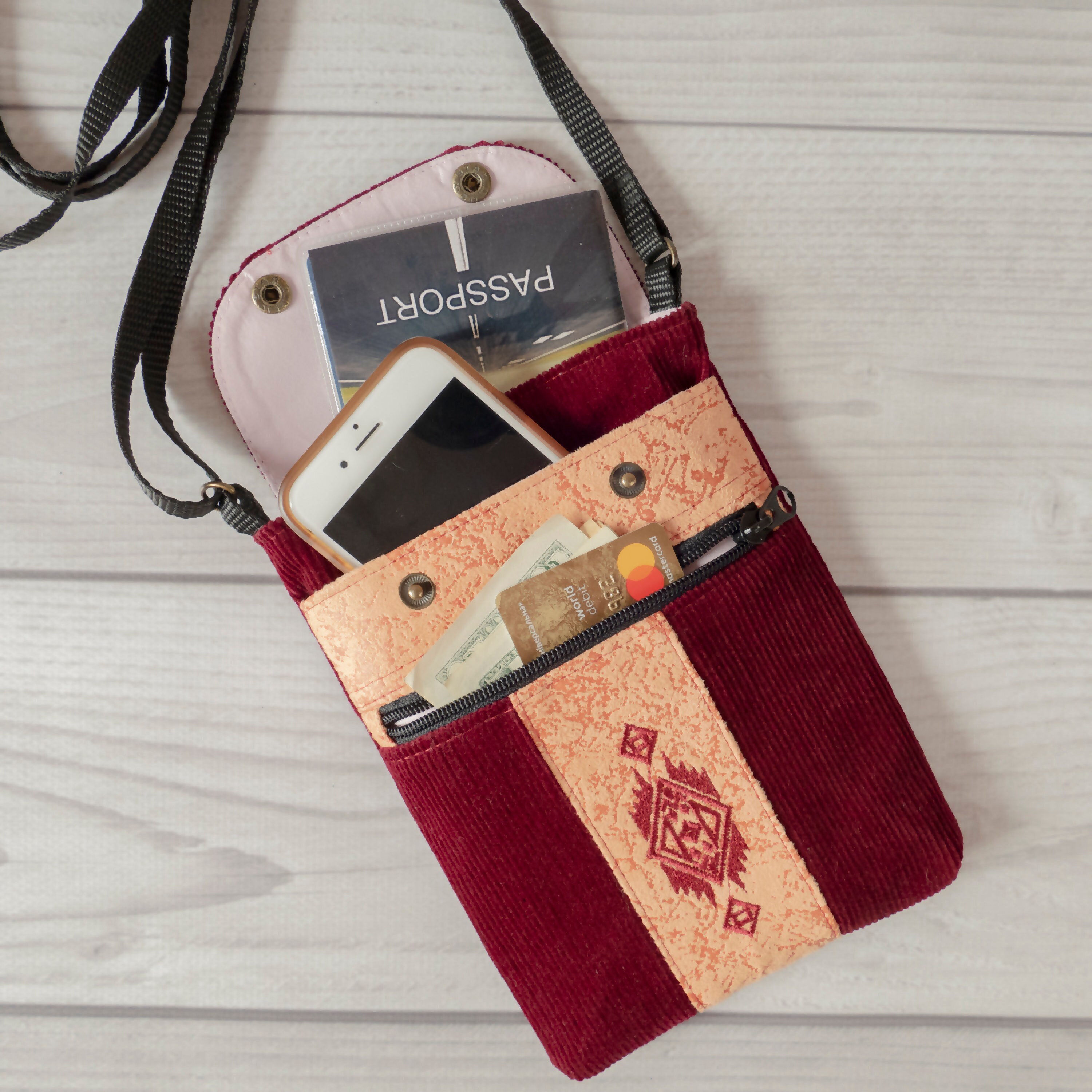 Cell Phone Purse Crossbody, iPhone Bag for Women With Three Pockets ...