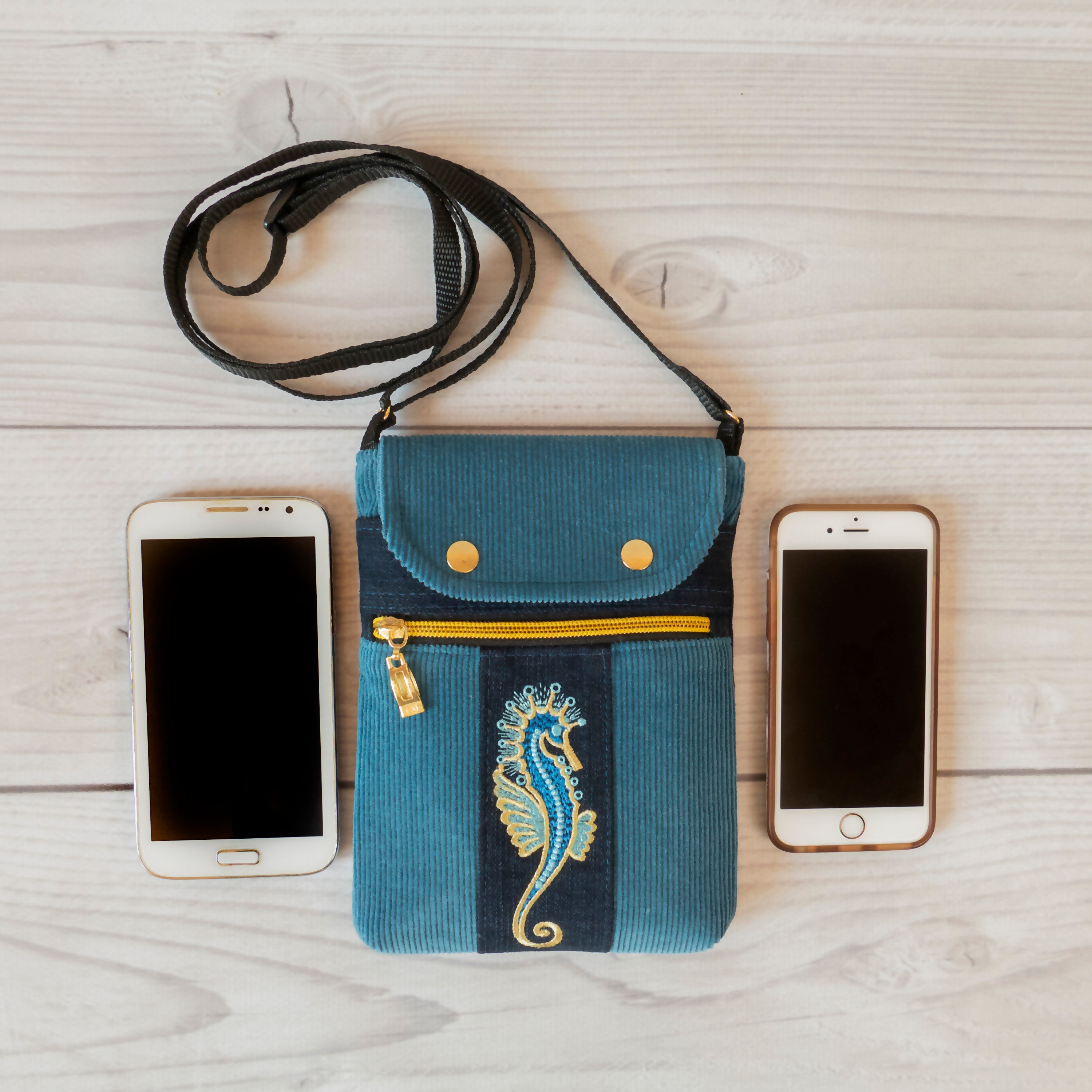 IPhone Bag for Women, Cell Phone Crossbody Purse With Three Pockets - Etsy