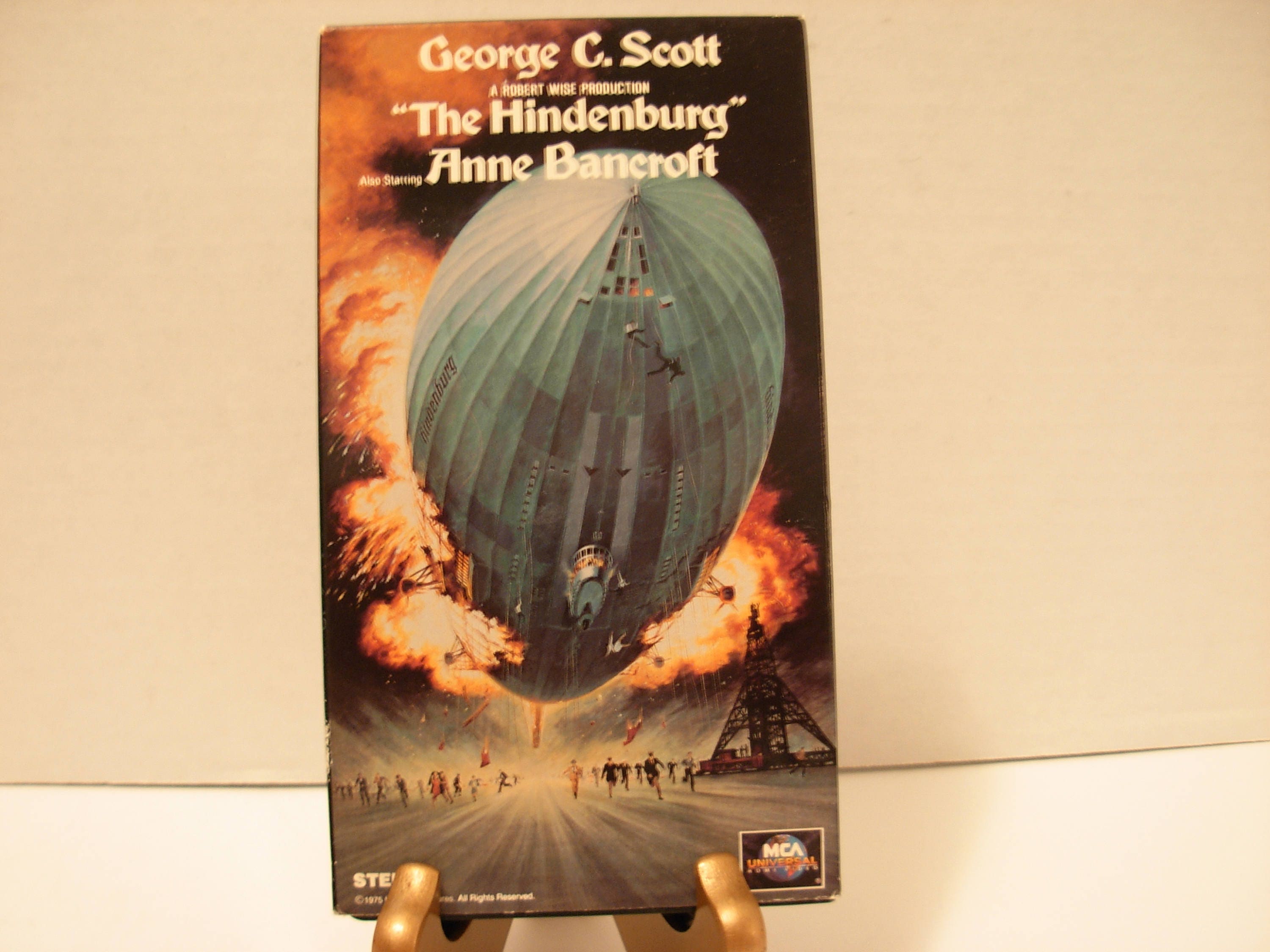 The Hindenburg 1975 Poster