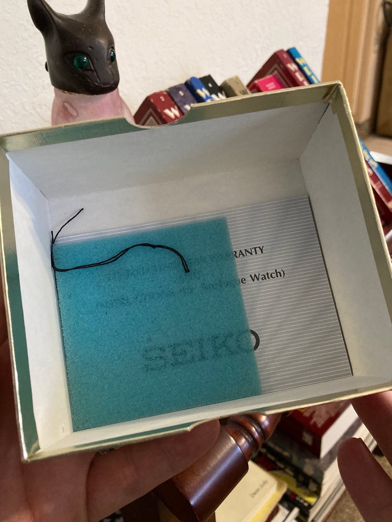 Retro 1987 Seiko Tank Roman Numeral Dial Gold Tone Tank Quartz Ladies Watch Reference SZZB18 W ...