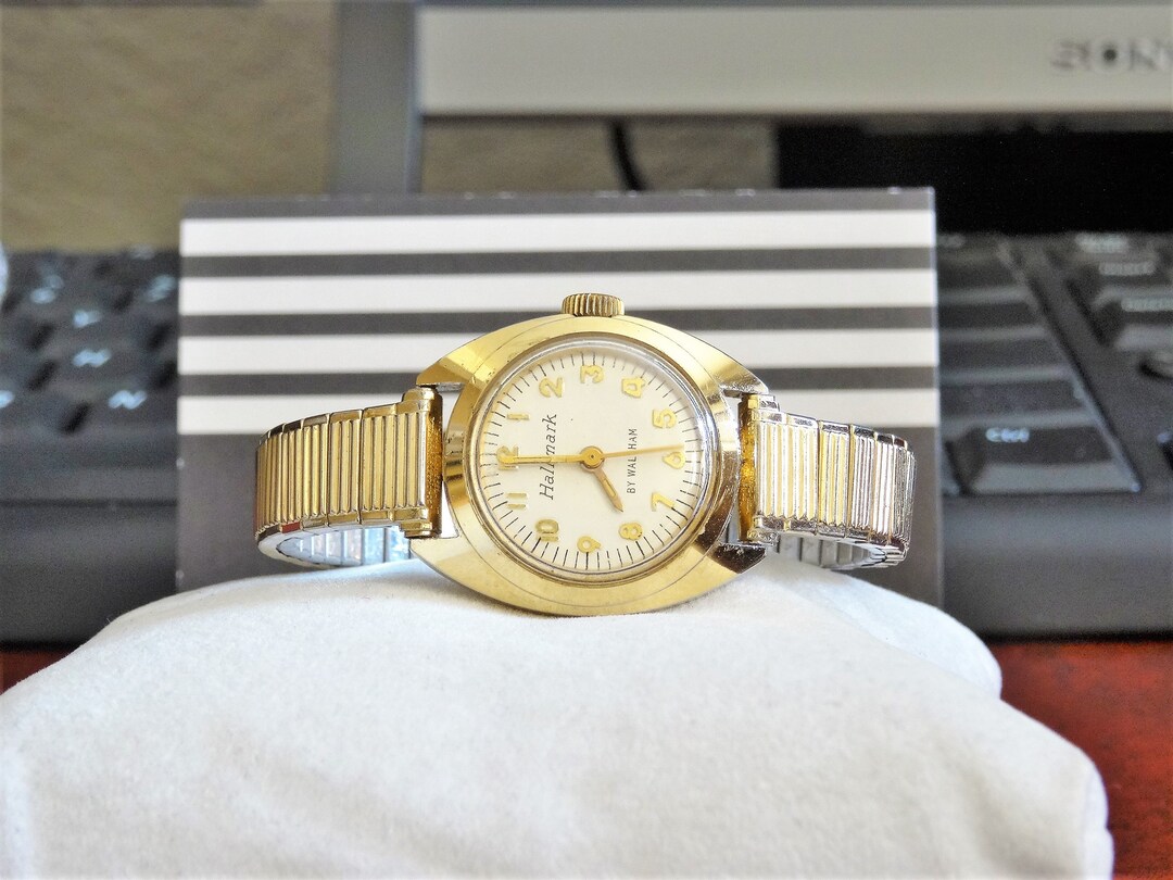 Vintage 1950s Hallmark by Waltham Gold Tone Quartz Ladies 17-jewels ...