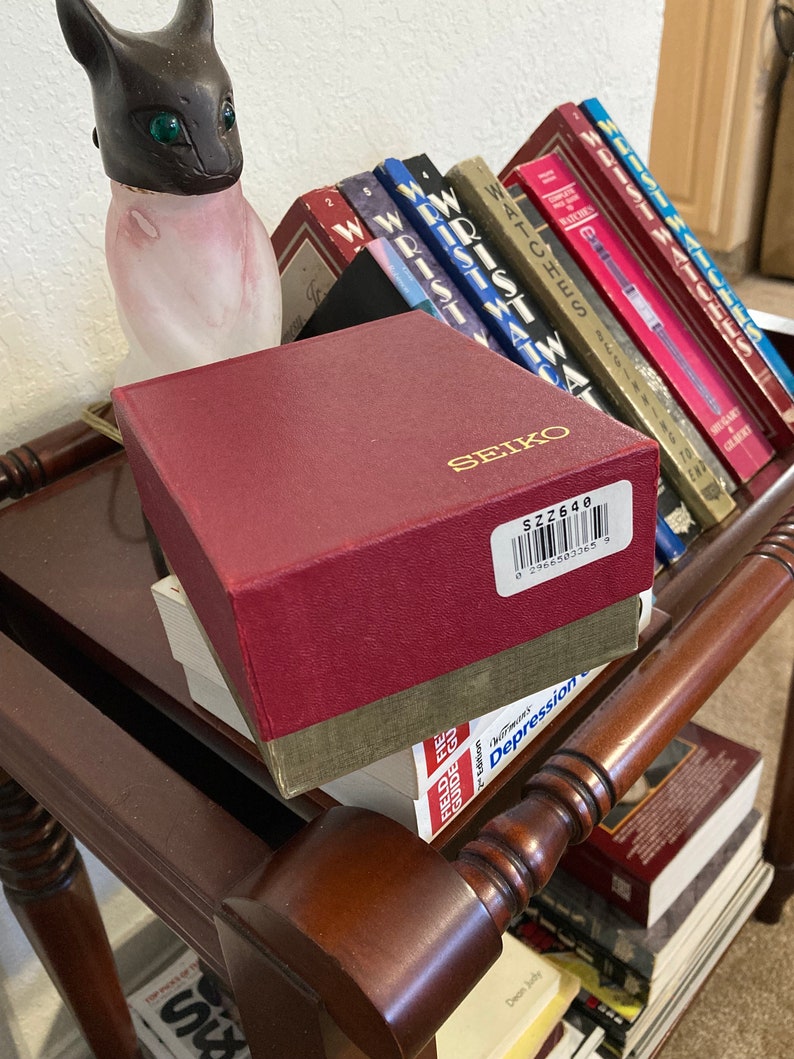 Retro 1987 Seiko Tank Roman Numeral Dial Gold Tone Tank Quartz Ladies Watch Reference SZZB18 W ...