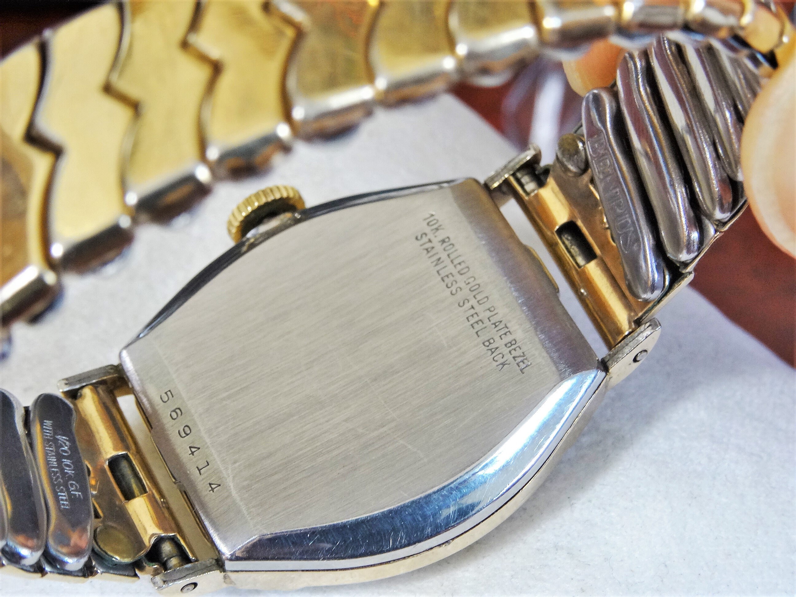 Vintage 1950s Benrus (model CW 7-jewels Movement) 10K R.G.P. Bezel ...
