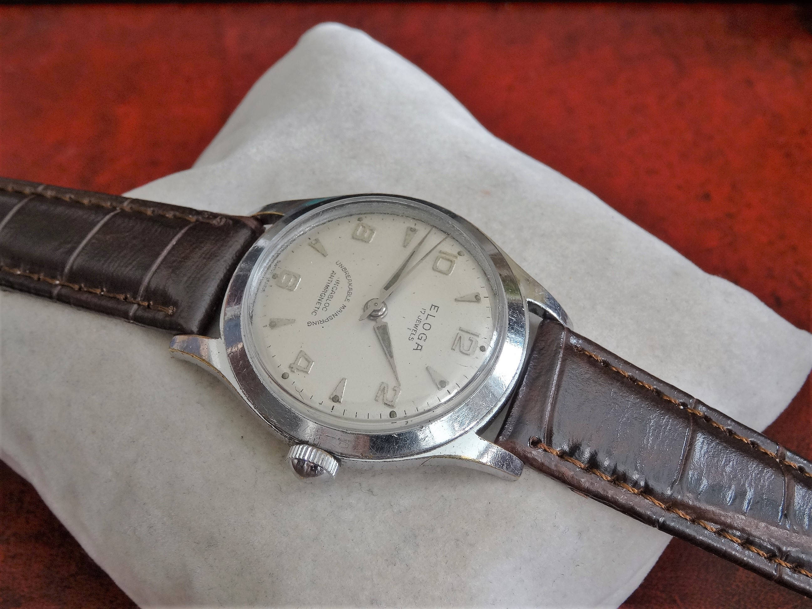 Vintage Eloga Incabloc Water Resistant 17-jewels Mens Watch W/ 16mm ...