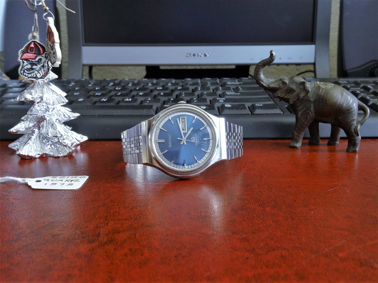 Vtg 1975 Seiko 3003 Water Resistant Quartz Mens Watch W/ 20mm St. Steel ...