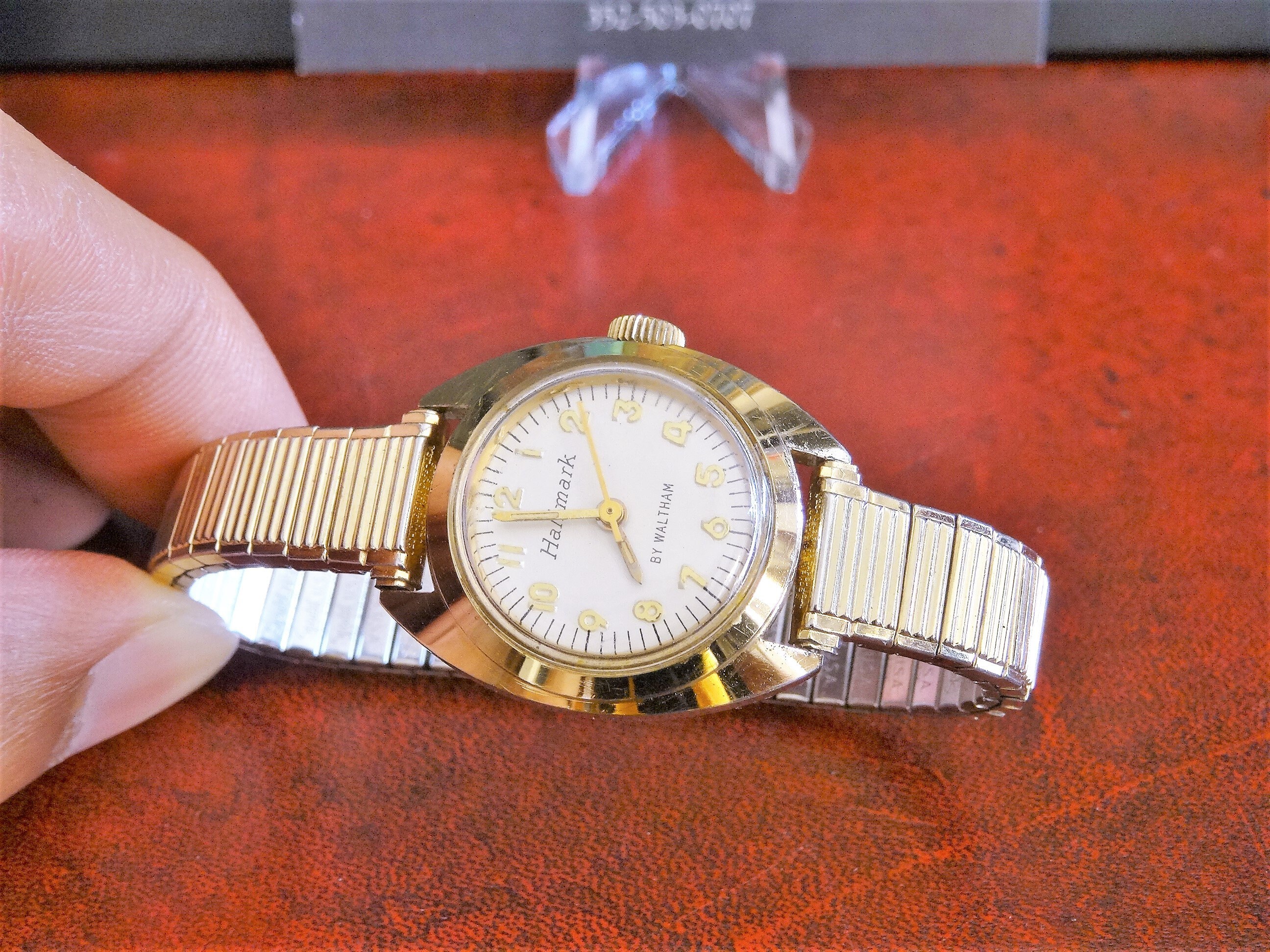 Vintage 1950s Hallmark by Waltham Gold Tone Quartz Ladies 17-jewels ...