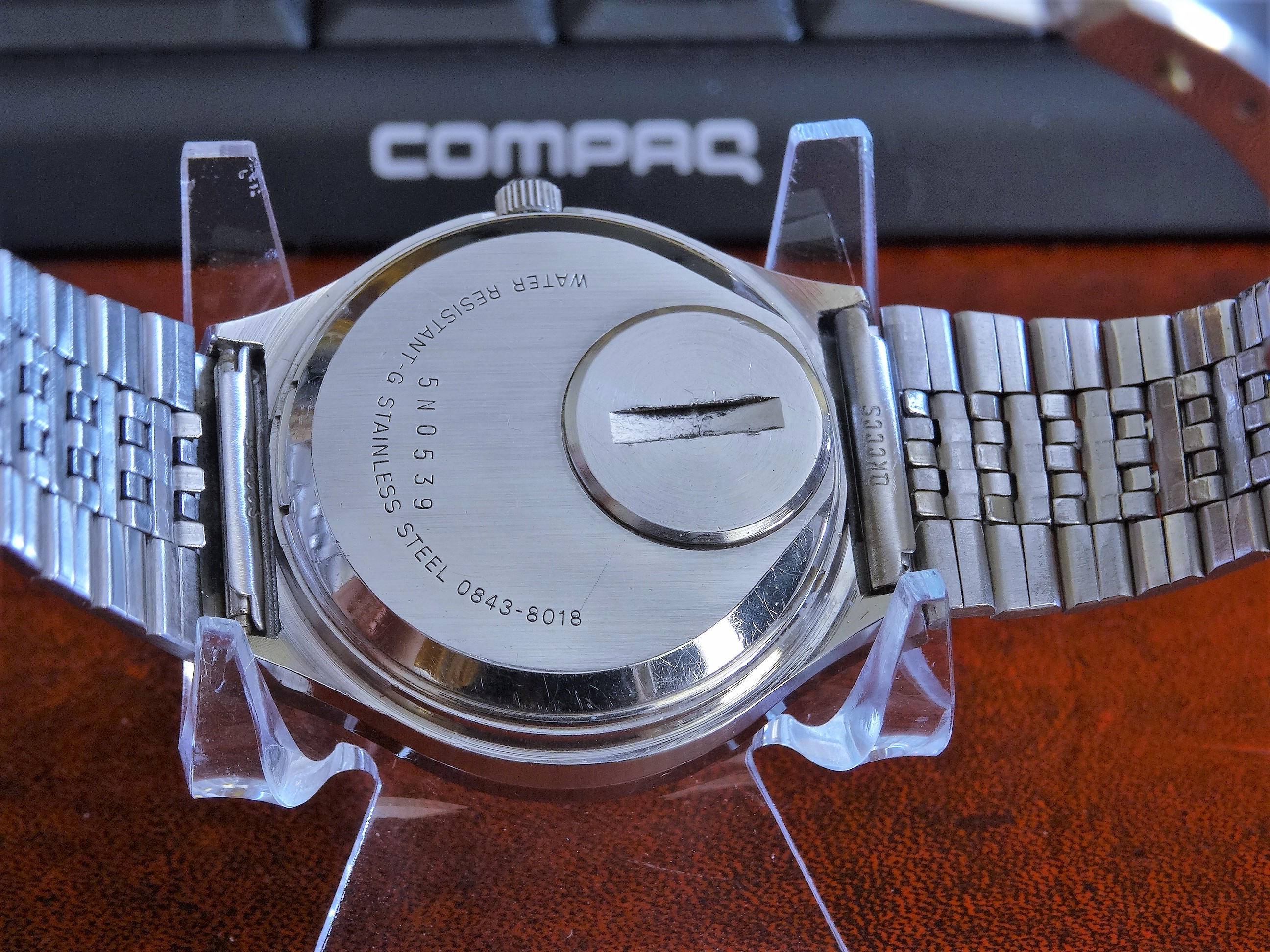 Vtg 1975 Seiko 3003 Water Resistant Quartz Mens Watch W/ 20mm St. Steel ...