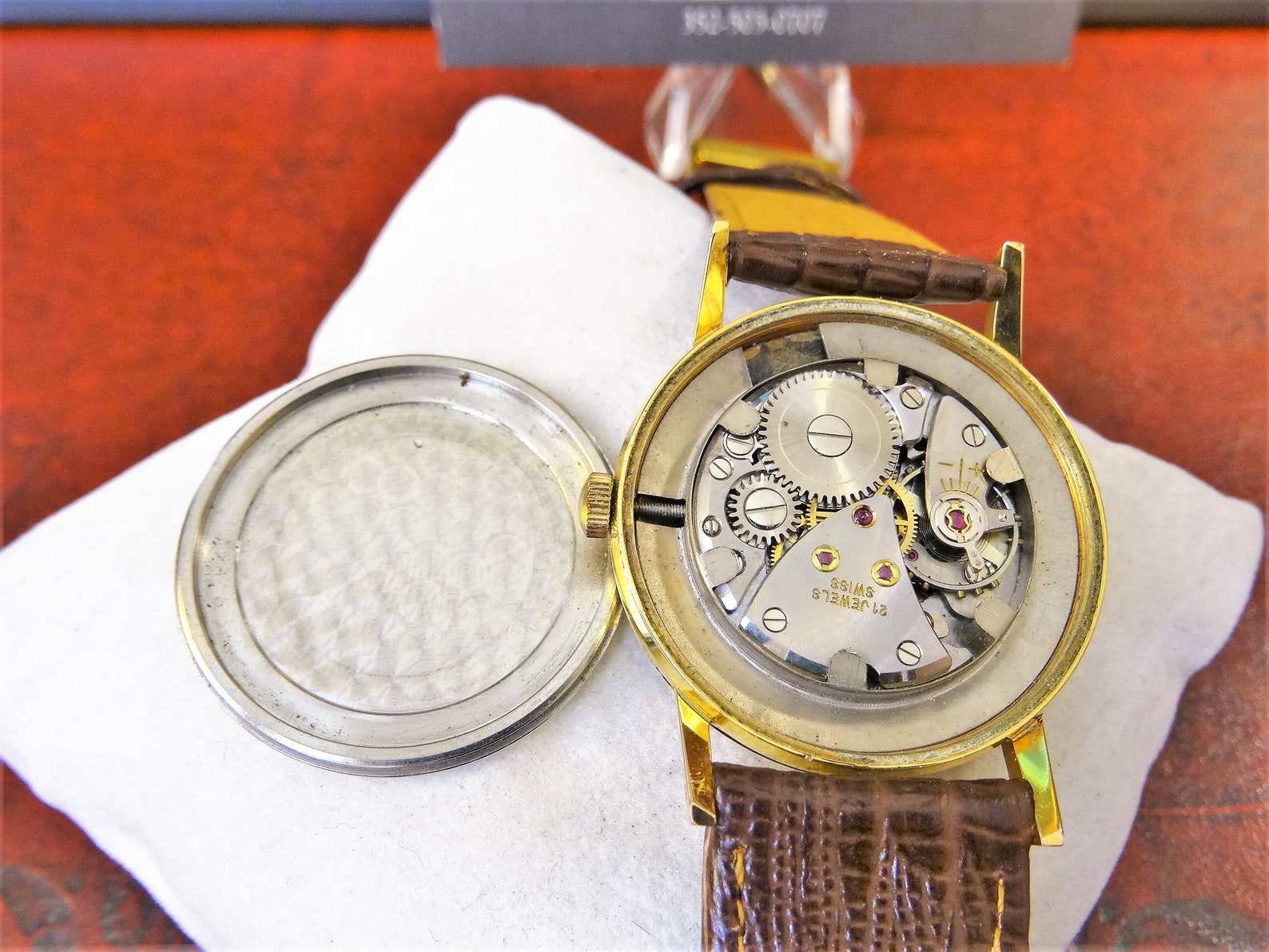 Vintage 1950's-1960's Eldor Geneve 20 Microns G.P. Cross-hair Dial 21-J ...