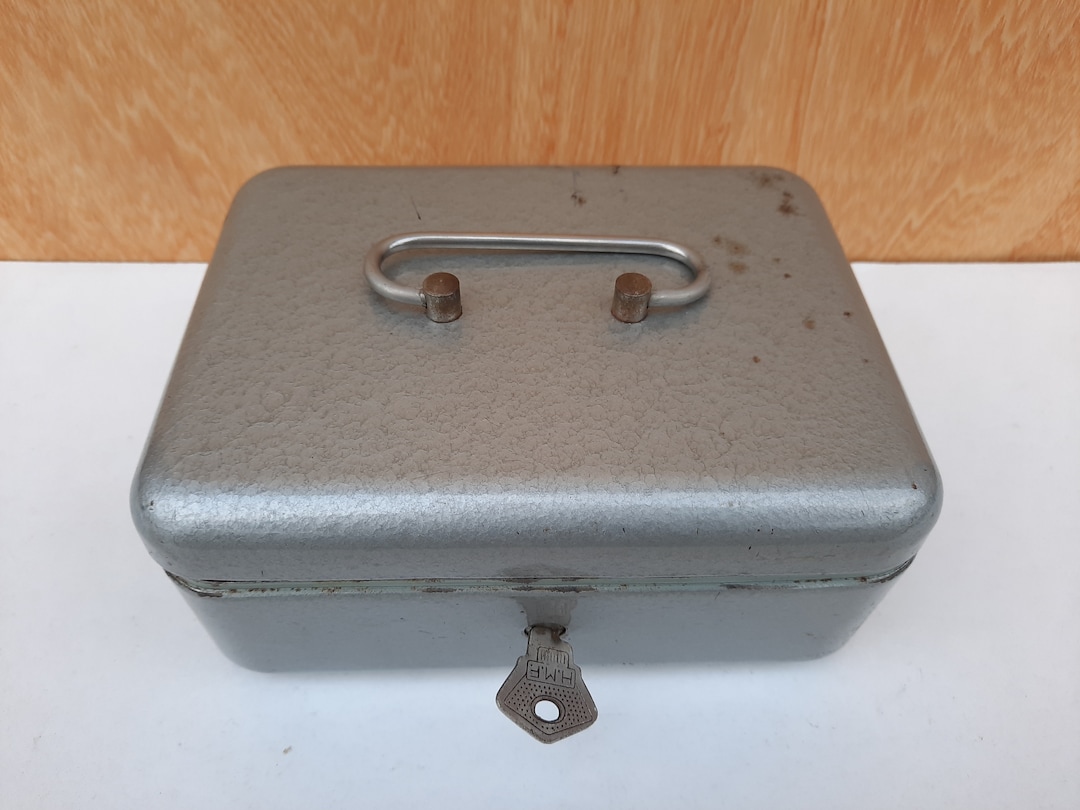 Vintage Money Safe Money Box With Key - Etsy