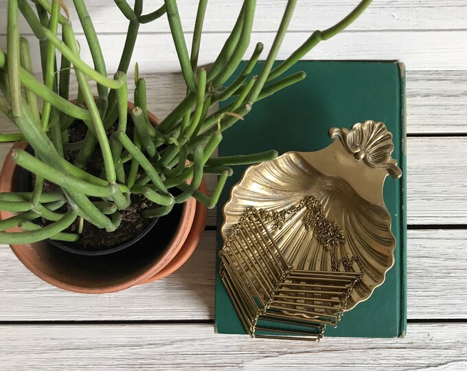 Vintage Brass Shell Cigarette Ashtray / Vintage Brass Shell Catchall ...