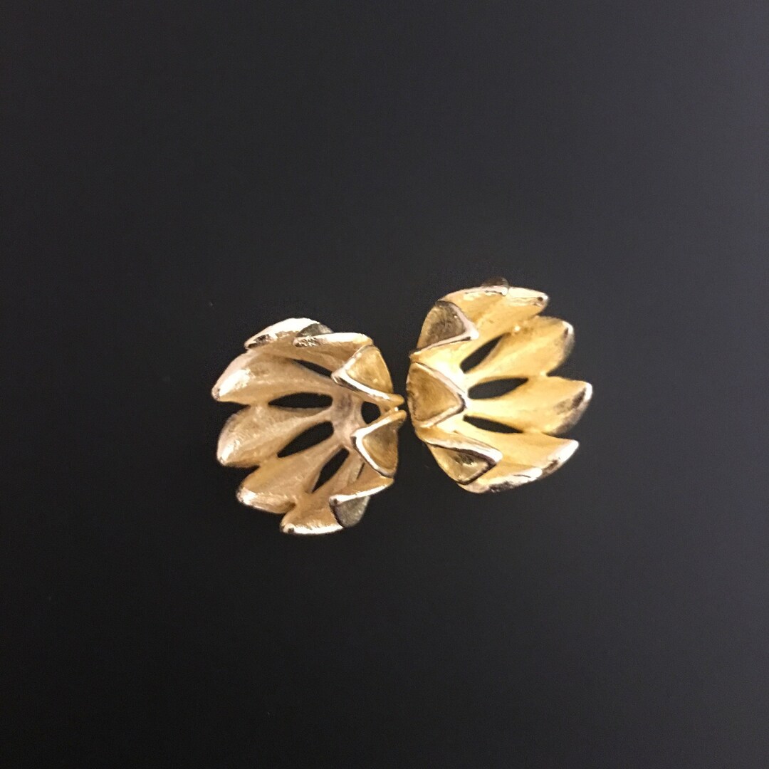 8 Pcs of Pack of End Caps, Gold Finish and Silver Plated Fancy End Cap ...