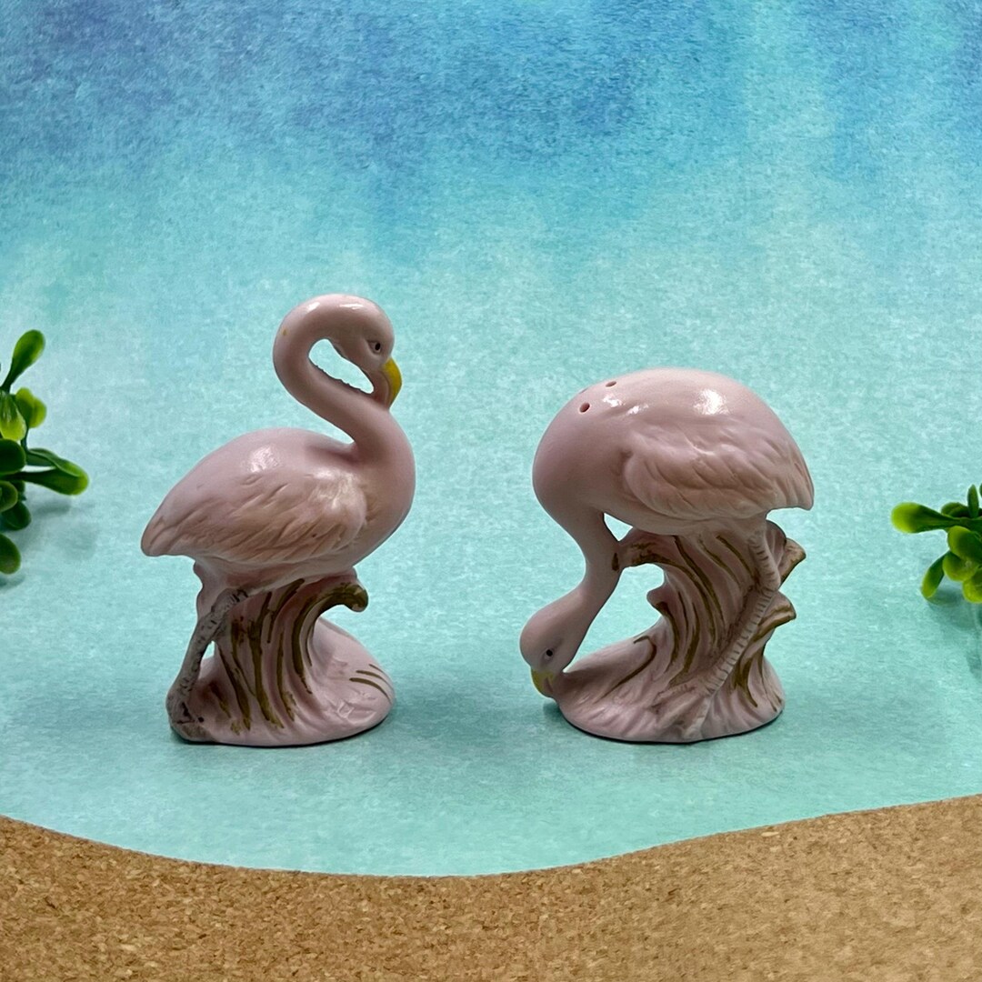 Flamingo Salt & Pepper Shakers - Etsy