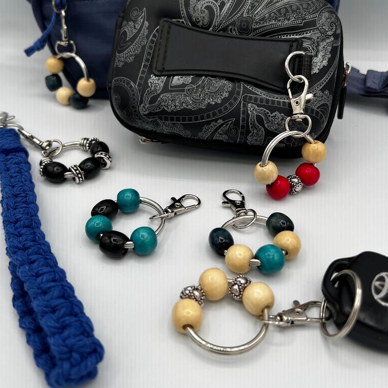Quiet Focus, Elegant Style: Fidget Key Ring for Adults - Etsy