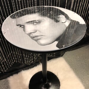 Elvis Presley - Pub Tables - Elvis Presley Decor - Marilyn Monroe ...