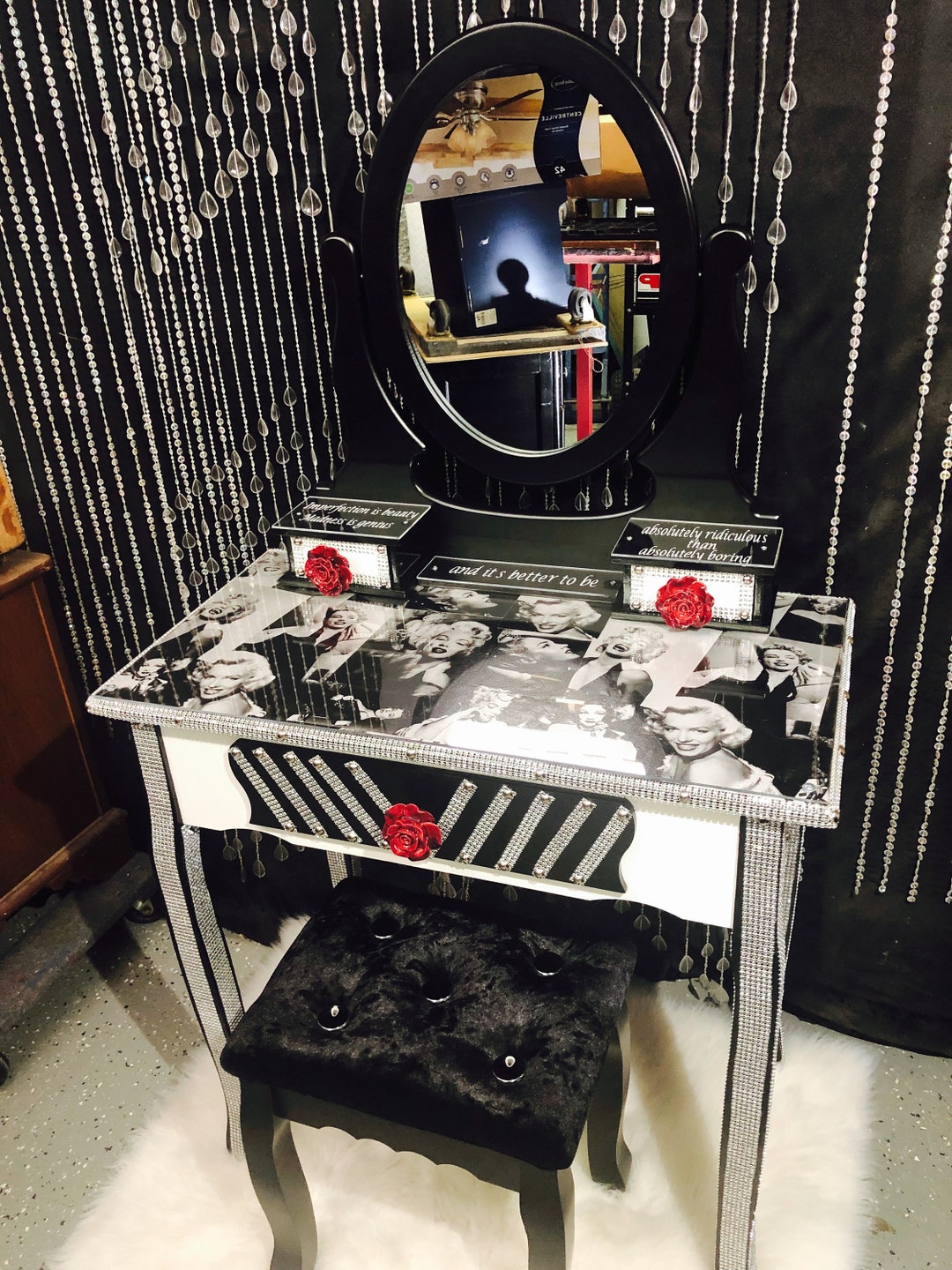 Marilyn Monroe - Makup Vanitys - Vanitys - Marilyn Monroe Decor ...