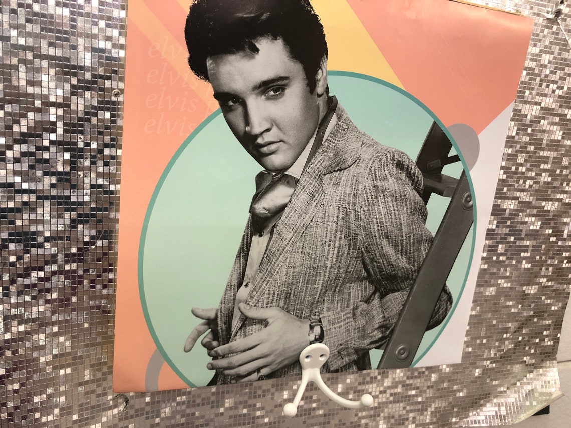 Elvis Presley - Elvis - Elvis Decor - Elvis Pictures - Marilyn Monroe ...