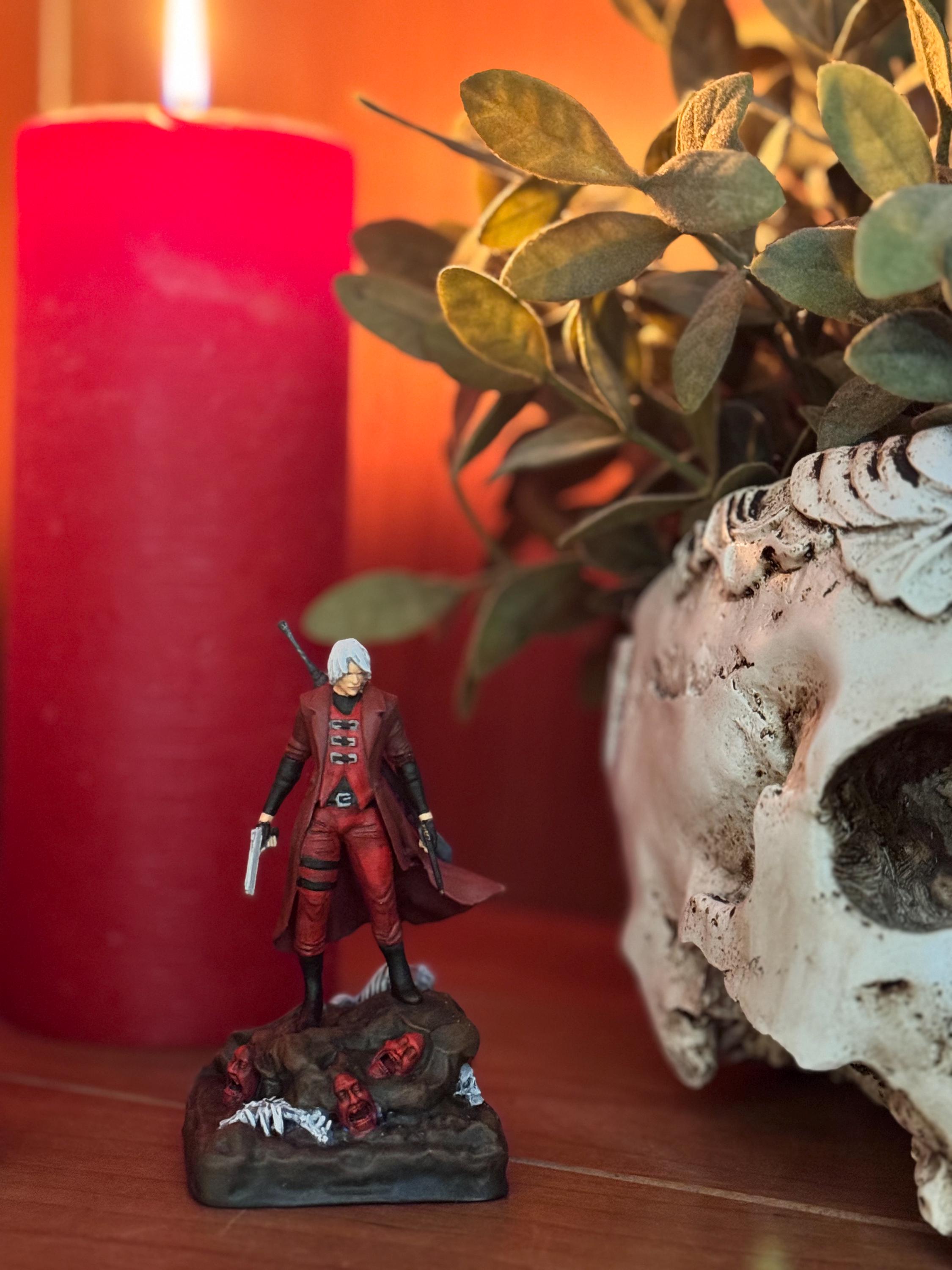 Devil May Cry- Dante Resin Figurine - Etsy