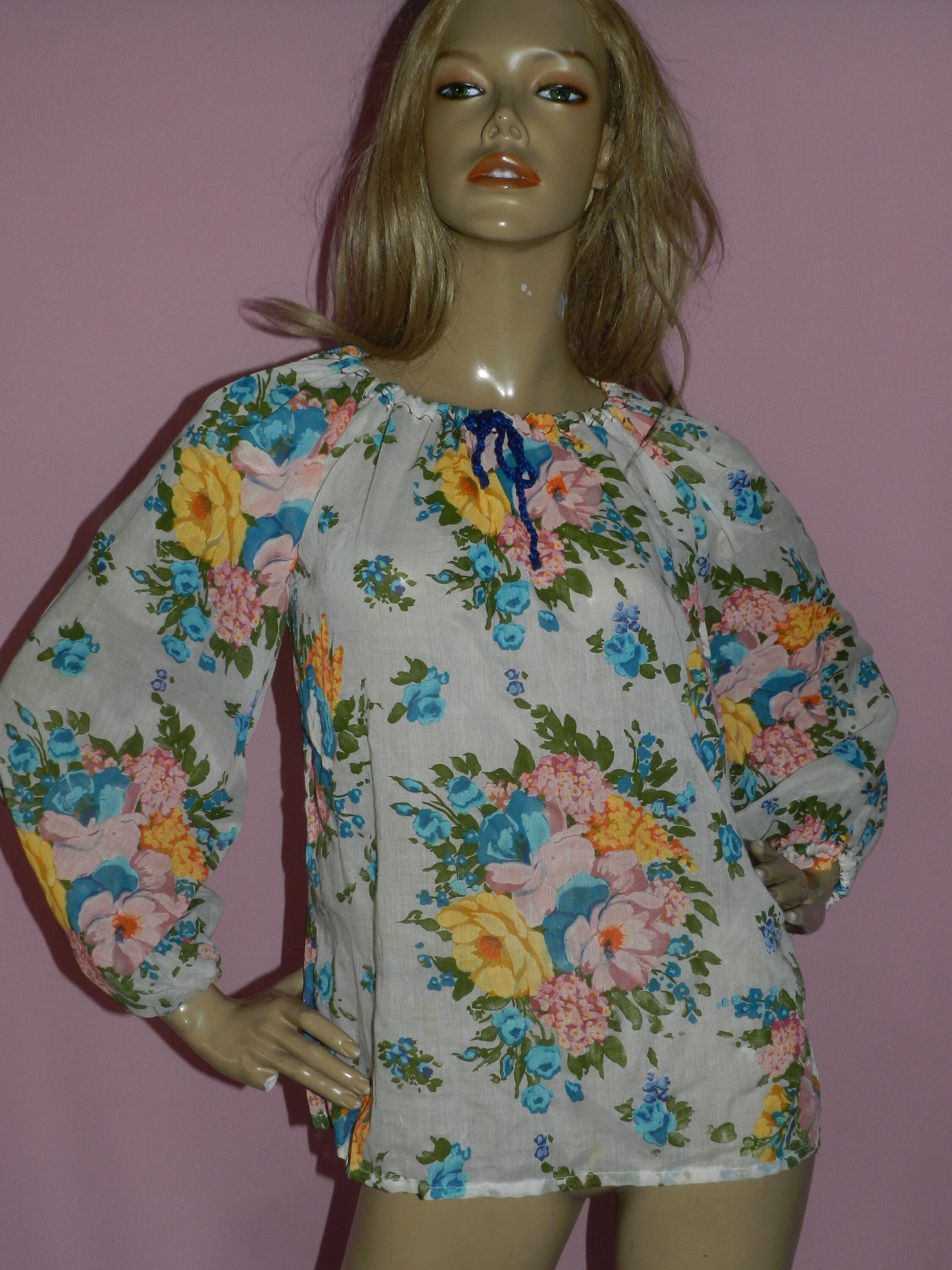 RESERVED Vintage 70s White Semi Sheer Multicoloured FLORAL Folk BALLOON ...