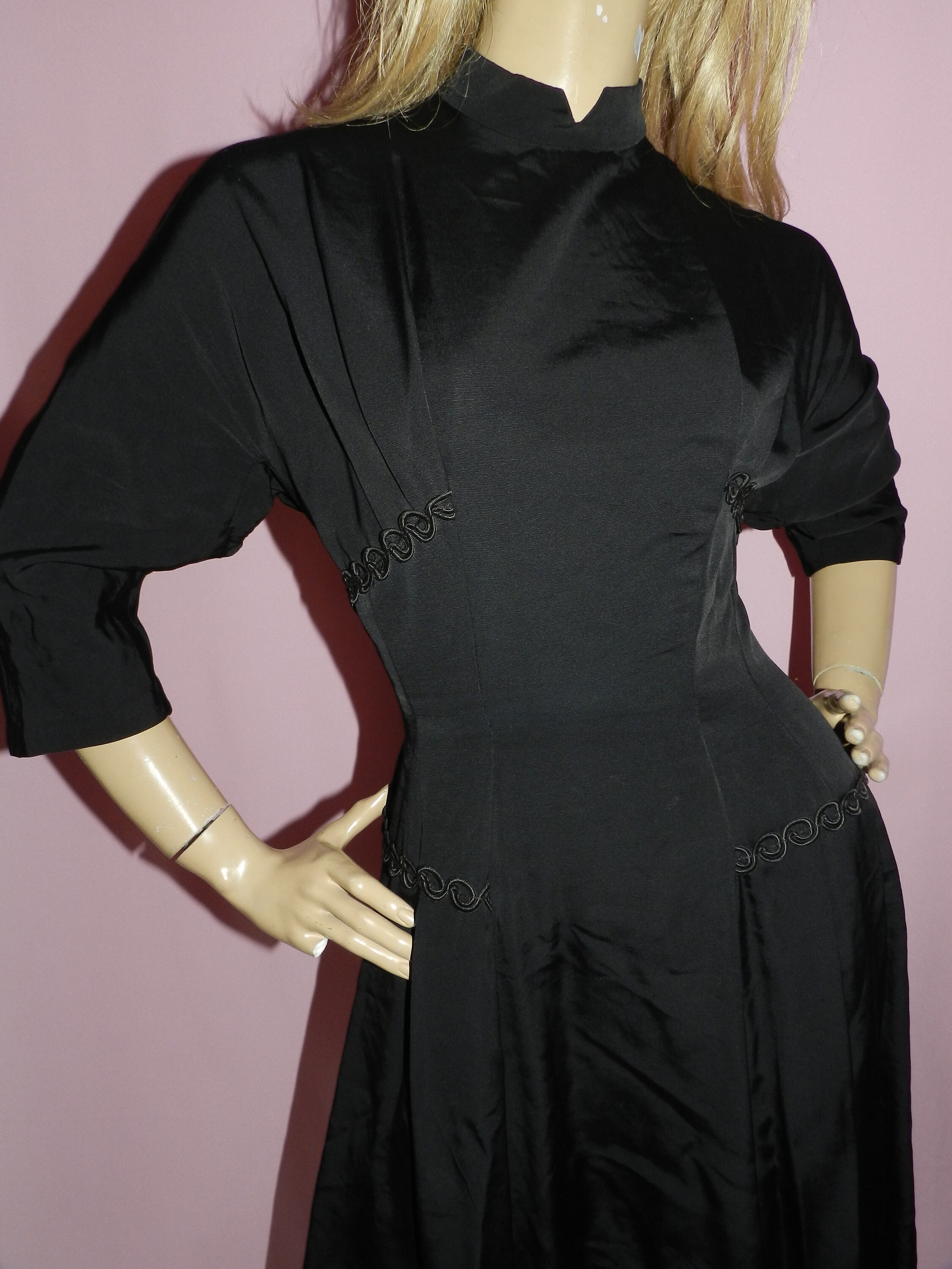 Vintage 40s Black Applique GOVERNESS Day dress 12-14 M 1940s Wartime WW2
