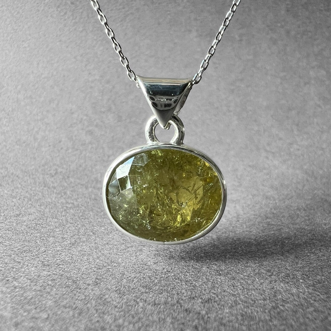 Natural Grossular Garnet Necklace, 26.46ct Large Size Yellowish Green ...