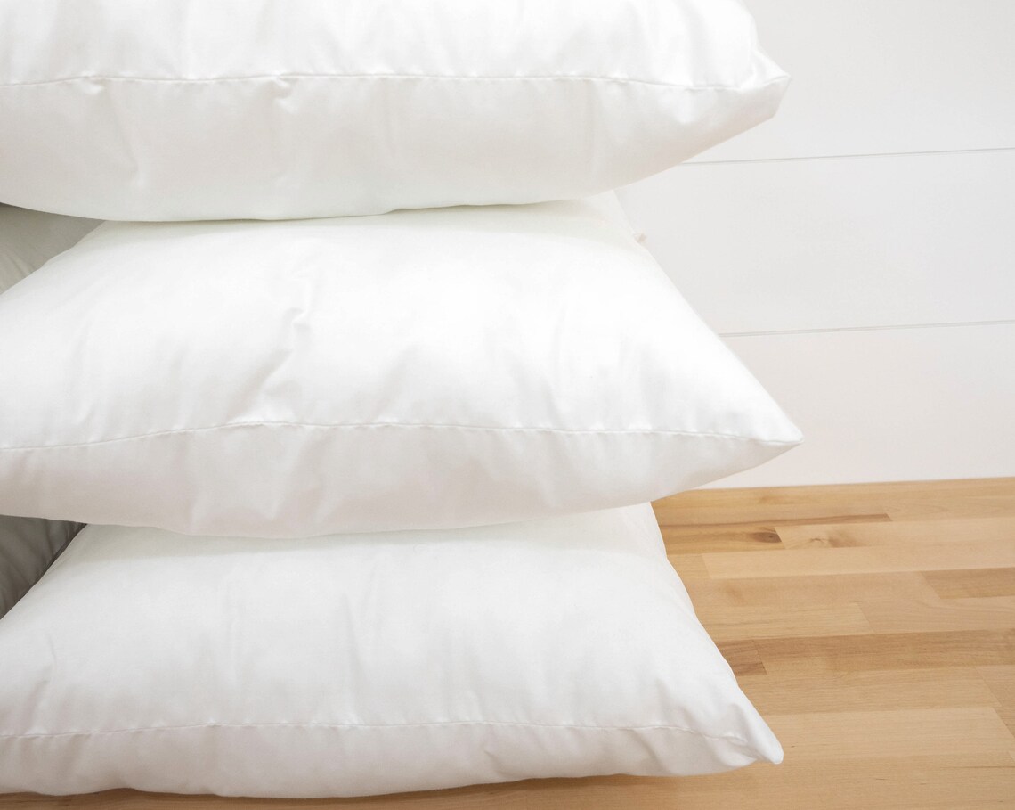 Pillow Insert With Down Alternative Cluster Fiber Fill, Adjustable With ...