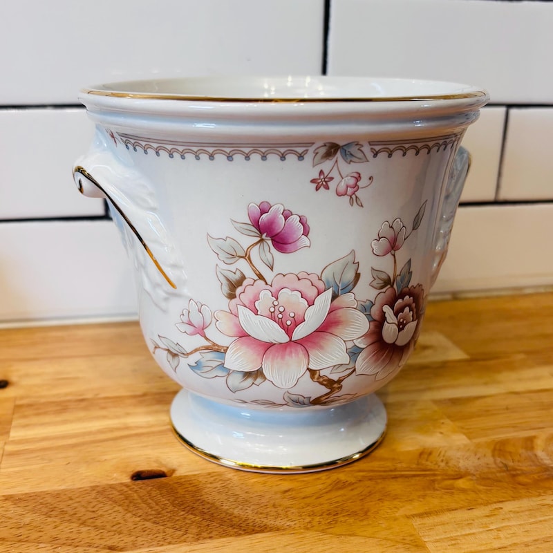 St Michael Flower Vase - Etsy