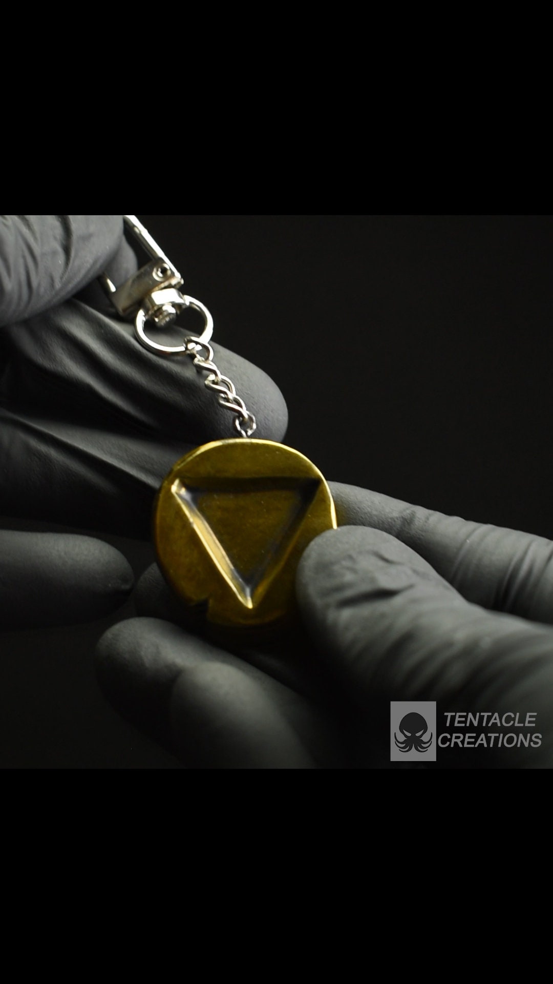 Gold Hoarder Coin Keychain! Inspired by Sea of Thieves - Etsy