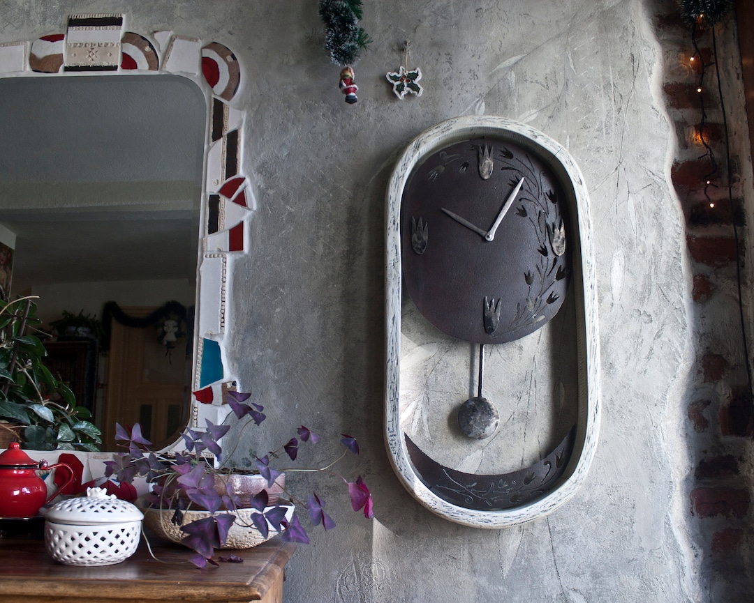 Pendulum Wall Clock Design Metal and Wood Art Clock With Tulip 6th or ...