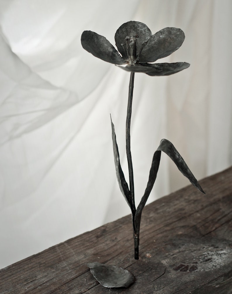 Metal Flower Sculpture Amazing Tulip Art by the Steel Style - Etsy