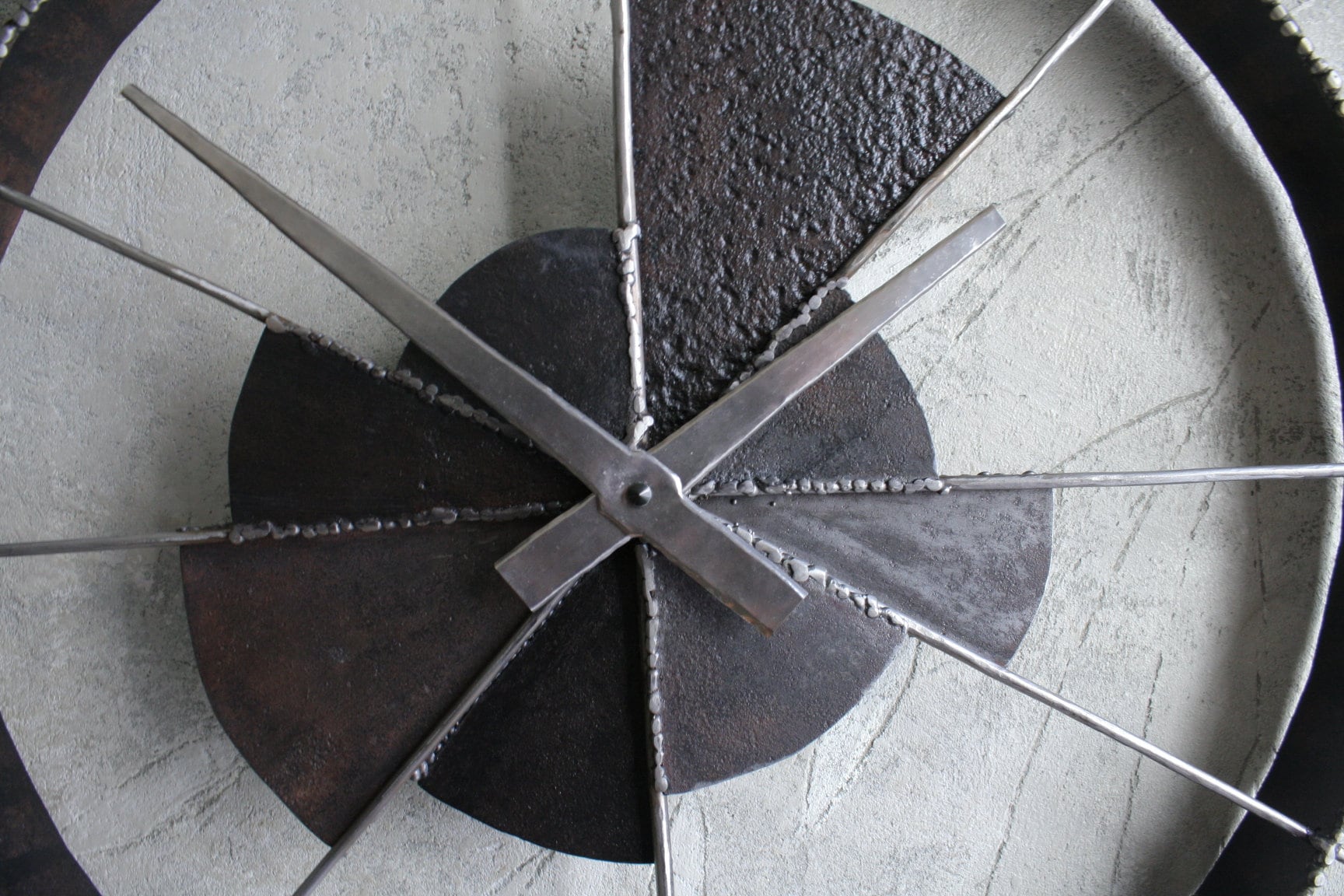 Metal Industrial Clock Absolutely Stunning Round Wall Clock - Etsy