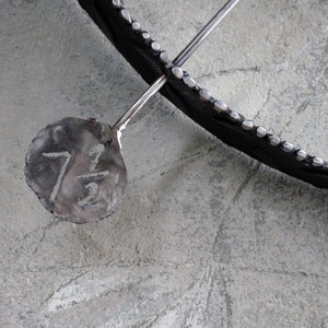 Metal Industrial Clock, Absolutely Stunning Round Wall Clock, Non ...