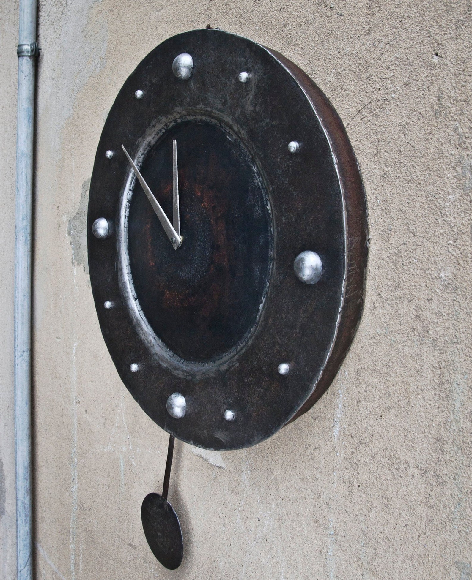 Metal Round Wall Clock, Pendulum Clock Industrial Design, Whimsical Art ...
