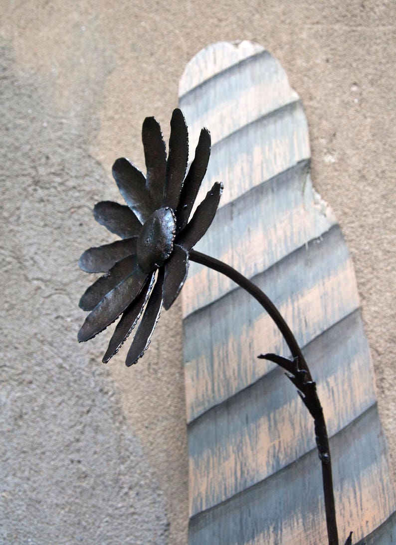 Metal Daisy on Wood Base Metal Flower Wall Sculpture Wrought - Etsy