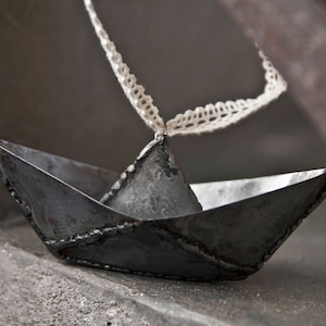 Small Metal Paper Boat Origami Iron Art Welded Sculpture Pendant Metal ...