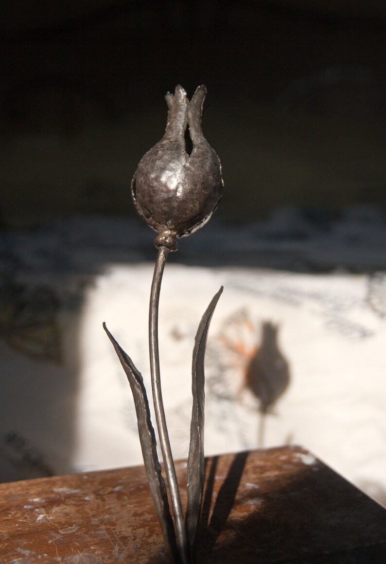Forged metal flower welded art yard statue wrought iron tulip | Etsy