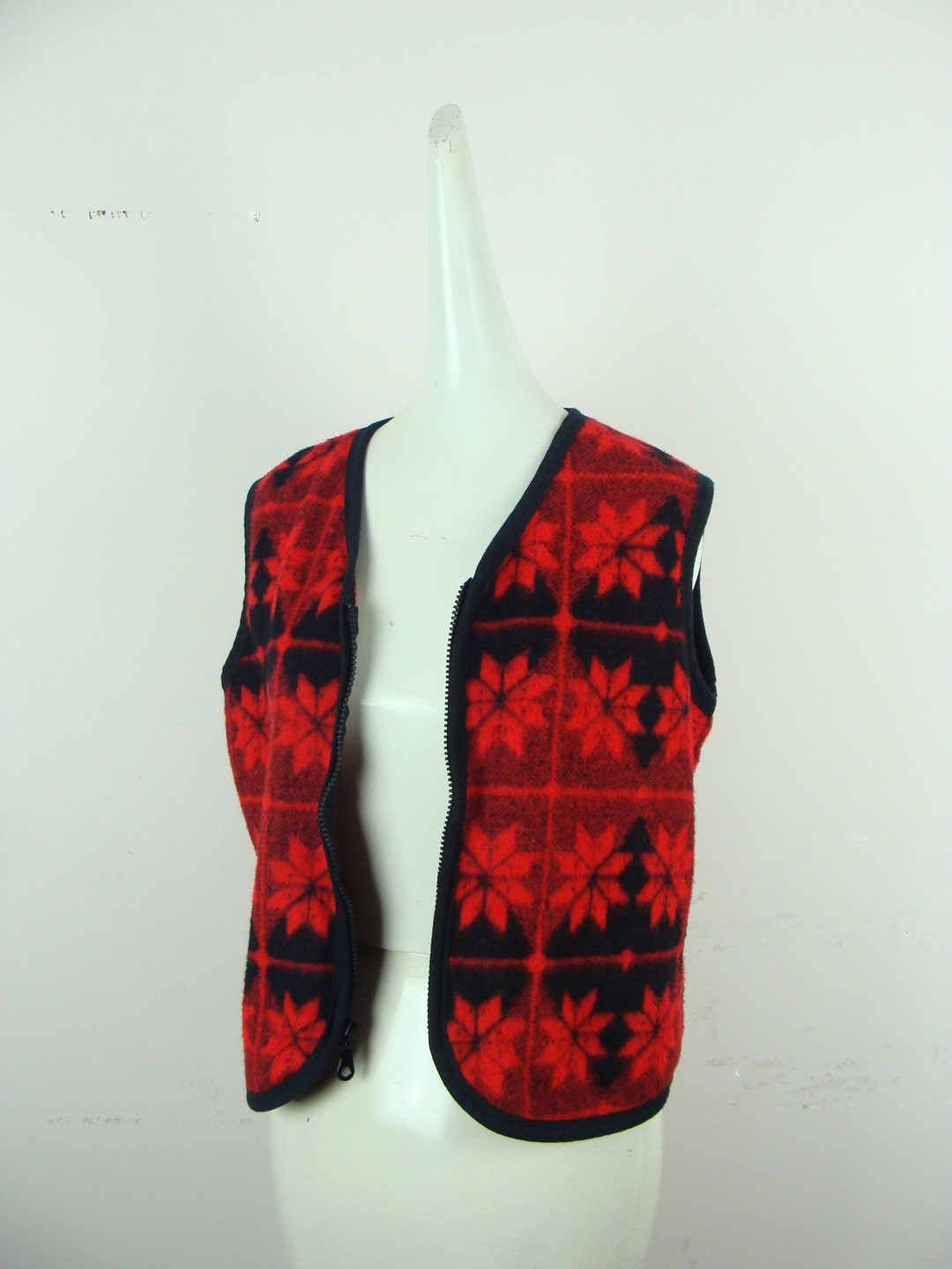 Vintage Fleece Vest 90s Nordic Snowflake Zip up Vest Red Black Soft ...